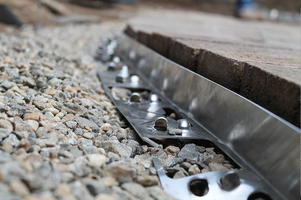 Quick-E-Hybrid Edging - 15 pieces